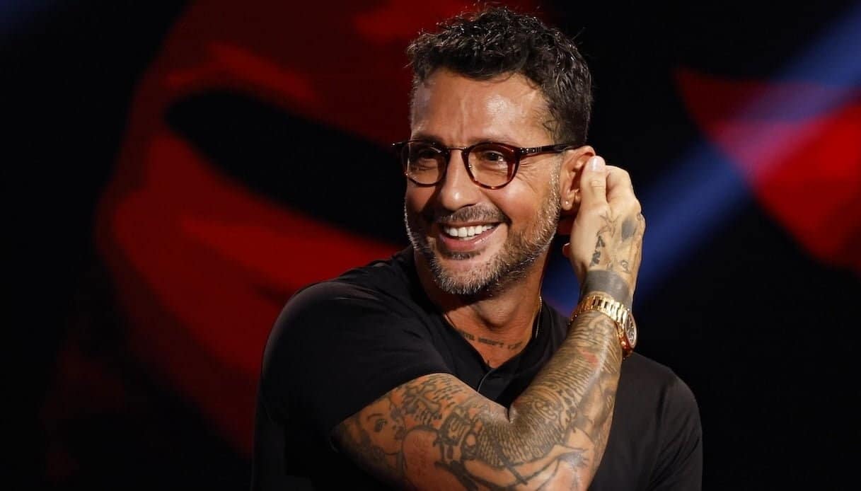 Scandalo Scommesse: Fabrizio Corona Rivela Fonte e Coinvolge Altri ... Scandalo Scommesse: Fabrizio Corona Rivela Fonte e Coinvolge Altri ...